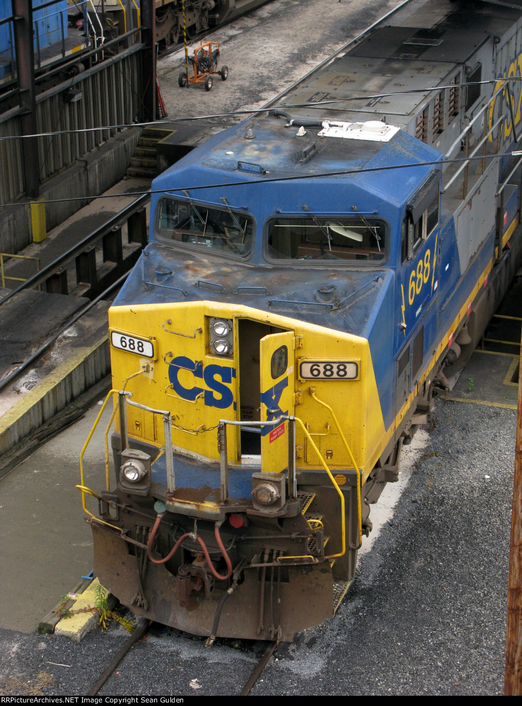 CSXT GE AC6000CW 688