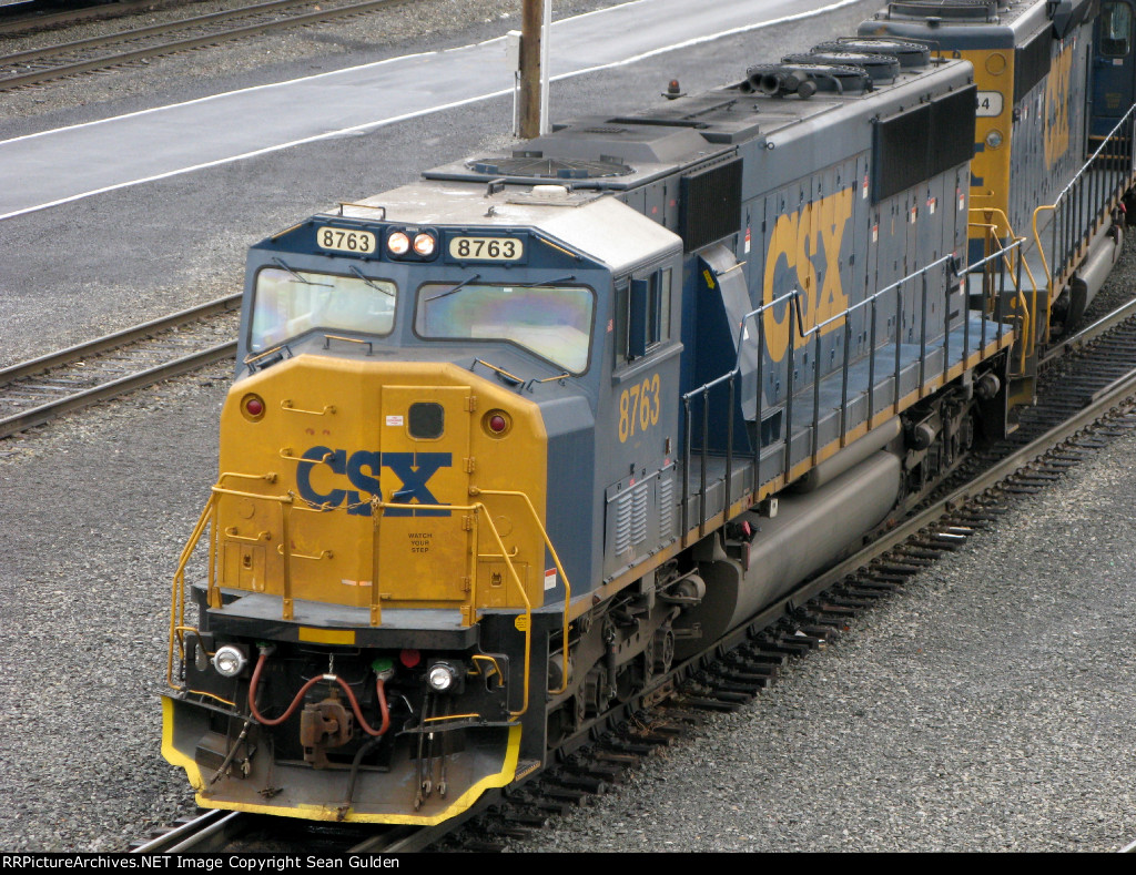 CSXT EMD SD60M 8763
