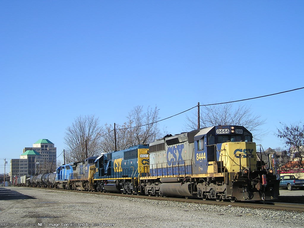 CSXT 8444 On CSX Q 501