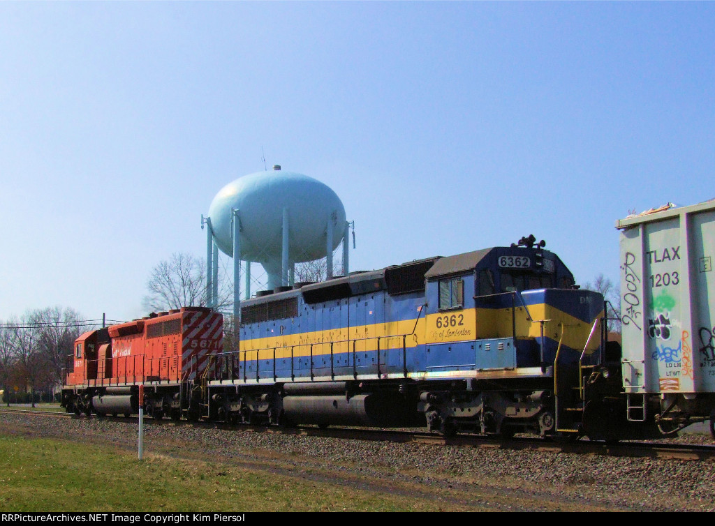 CP 5671 DME 6362 "City of Lamberton" on D&H Train 257