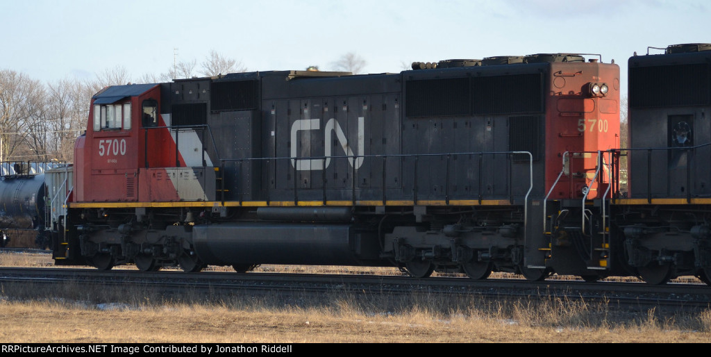 CN 5700