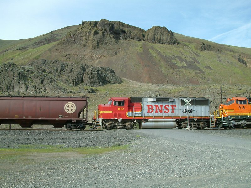 BNSF GP60M