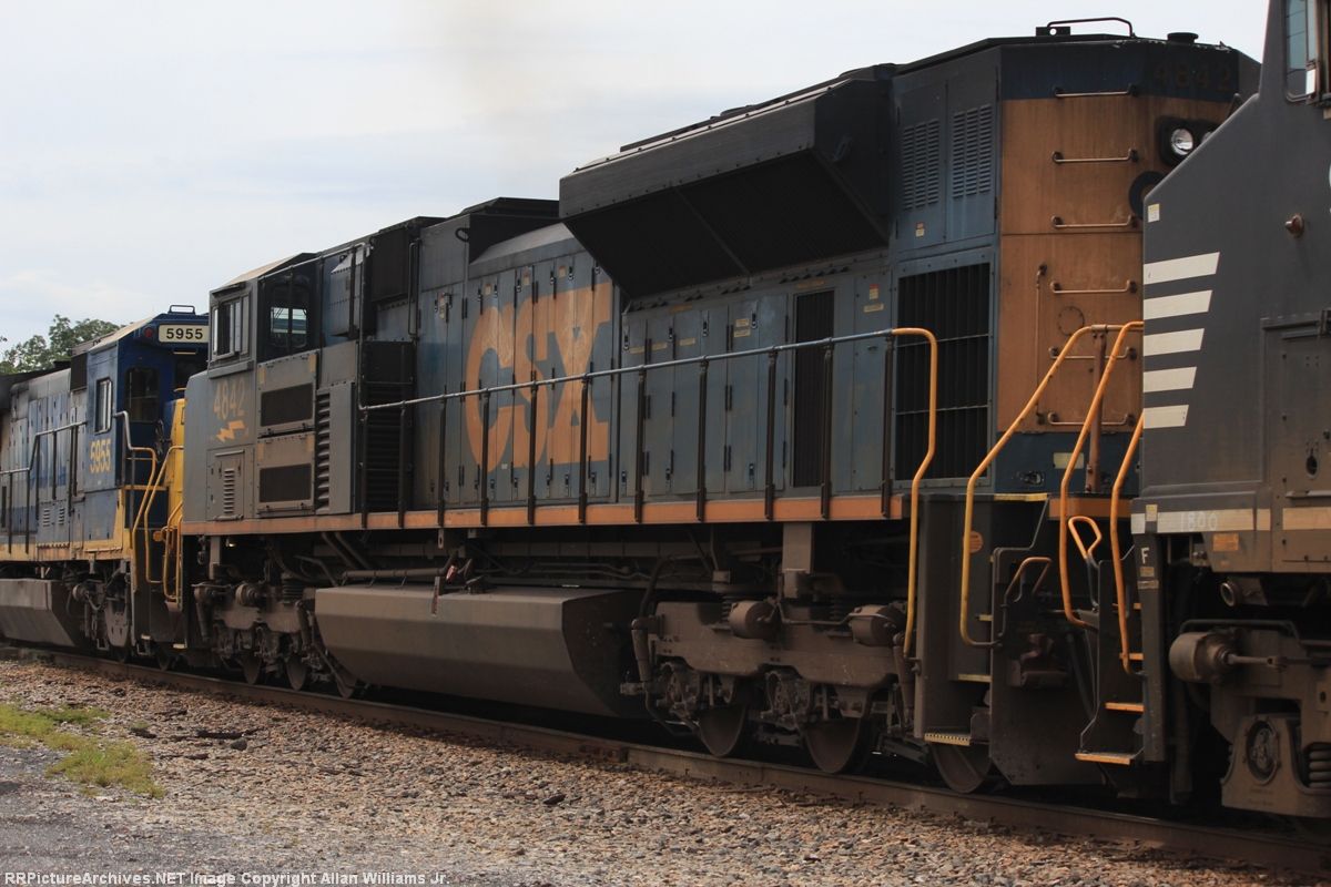 CSX 4842