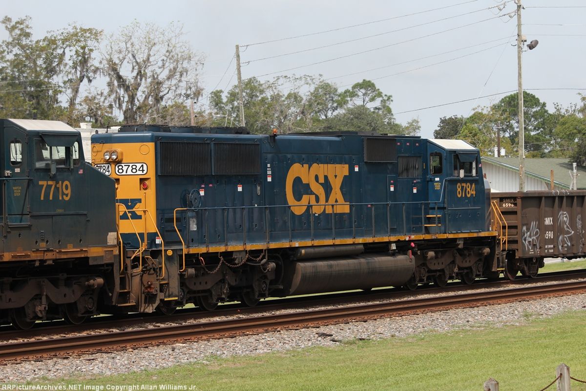 CSX 8784