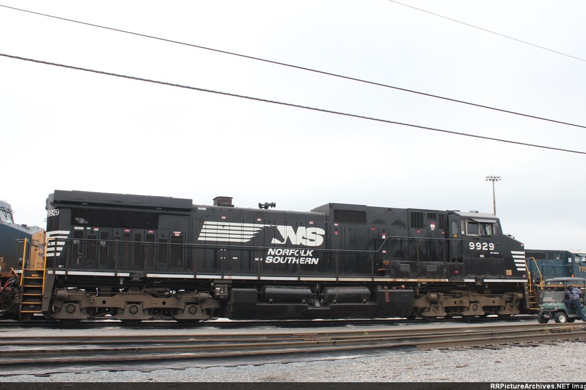 NS 9929