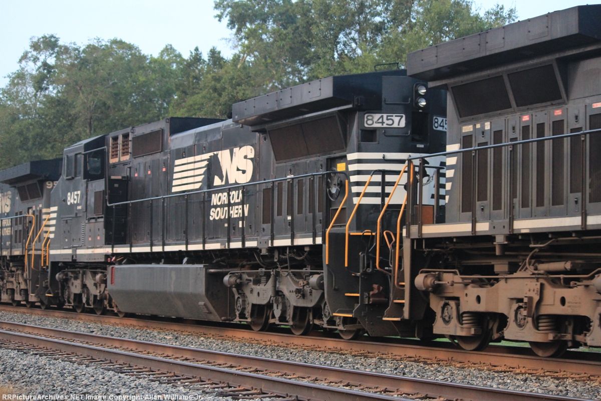 NS 8457