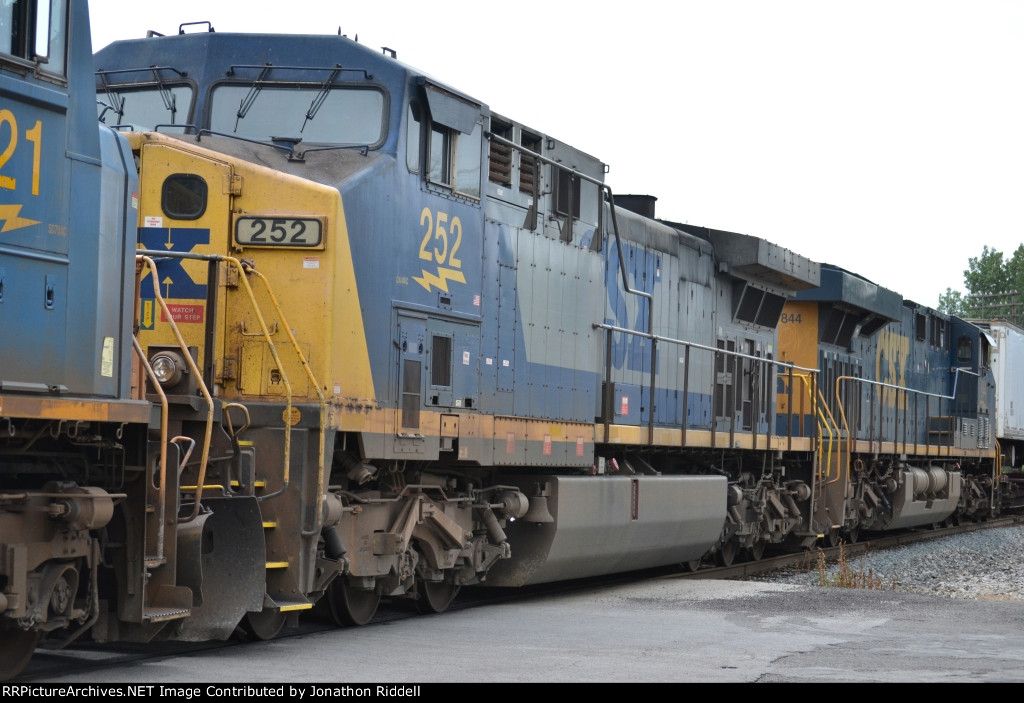 CSX 252