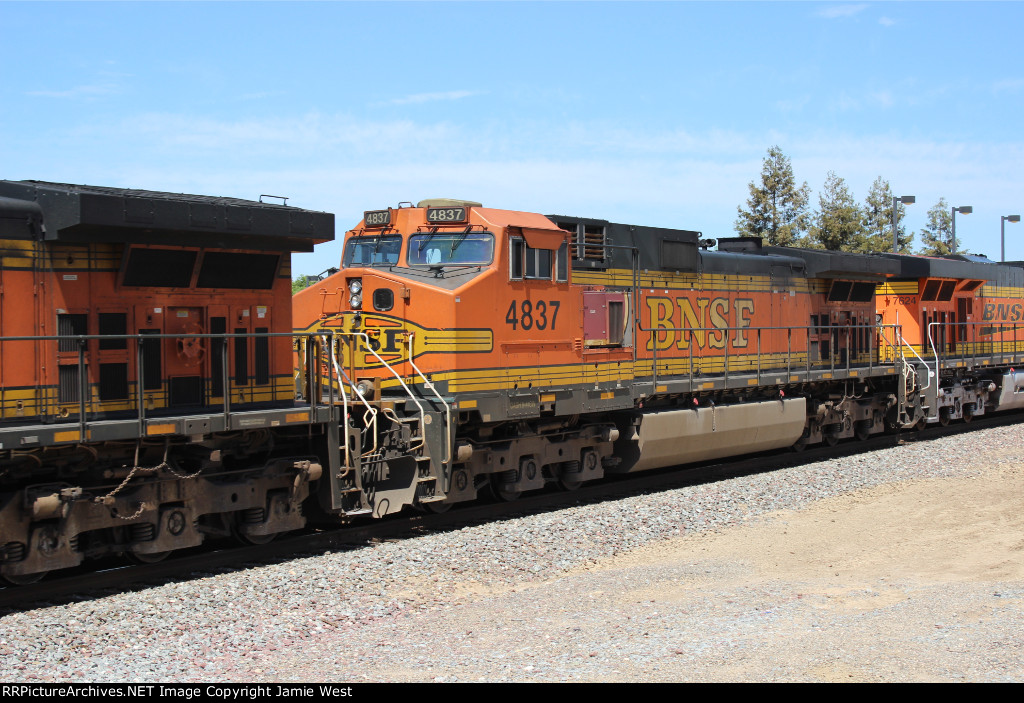 BNSF 4837