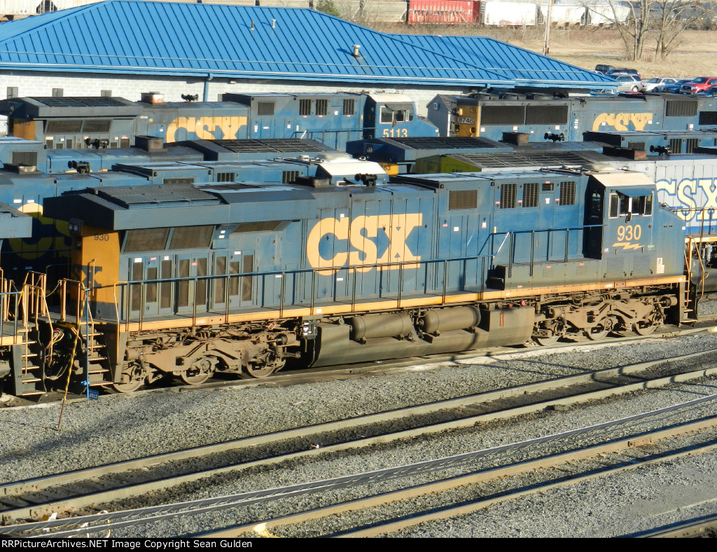 CSXT GE ES44AC 930