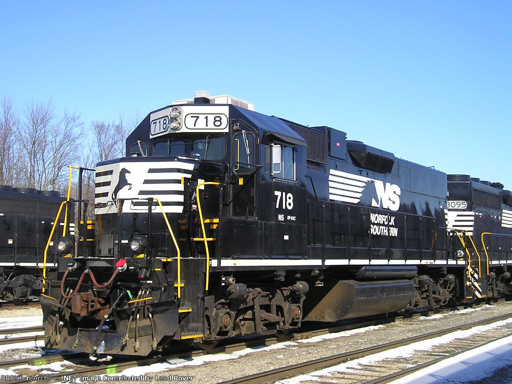 NS 718 On NS L 81