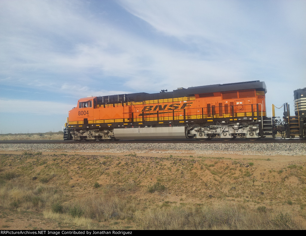 BNSF 8004