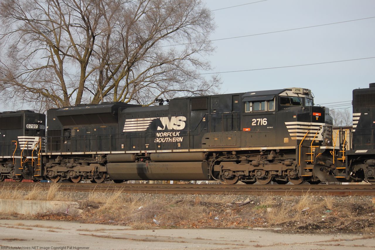 NS 2716