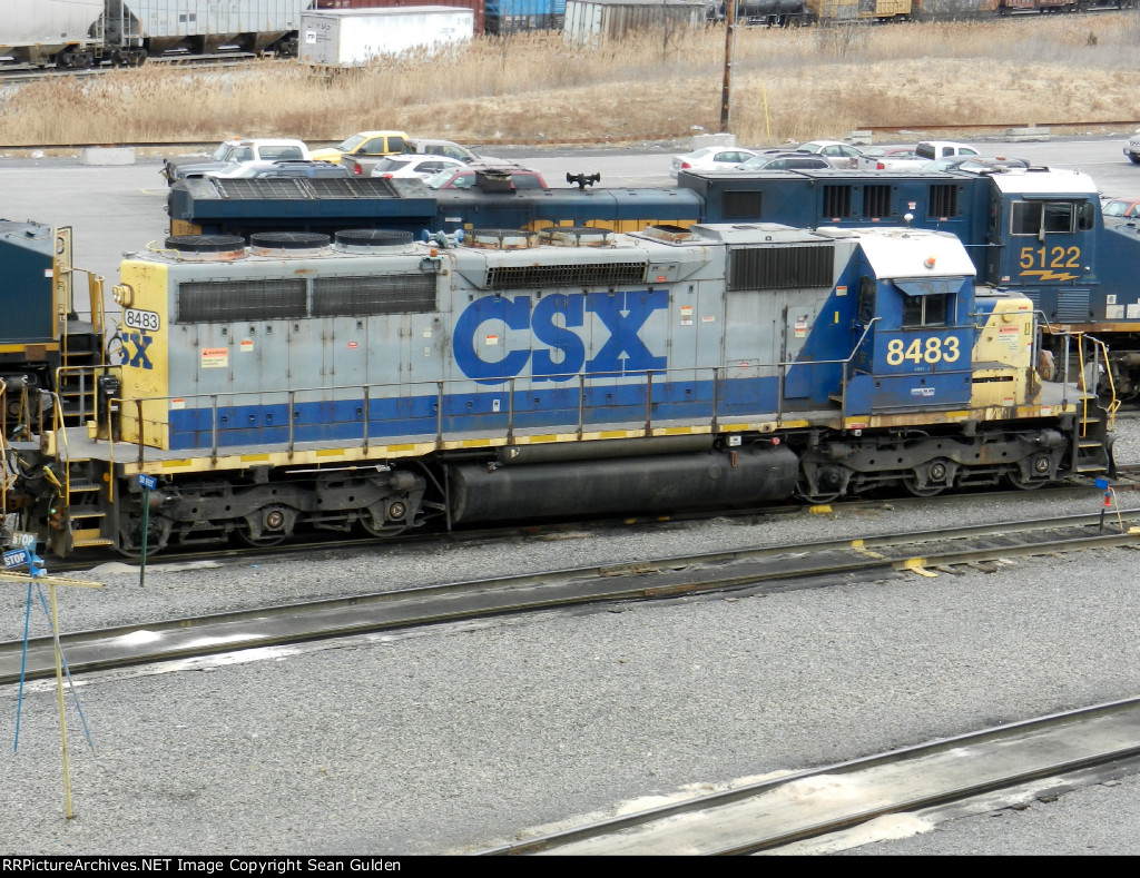 CSXT EMD SD40-2 8483