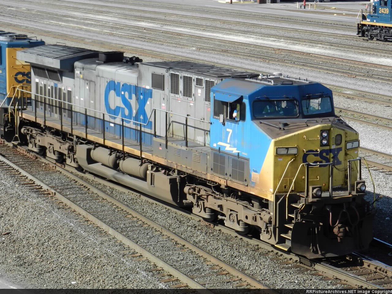 CSXT GE AC4400CW 7