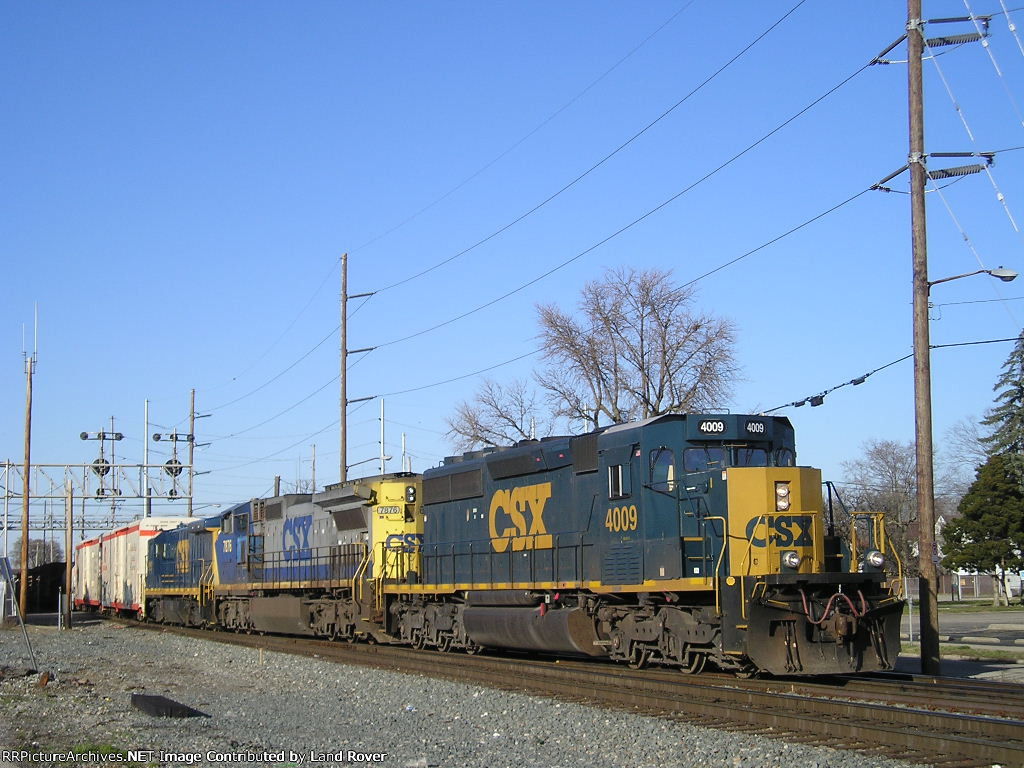 CSXT 4007 On CSX Q 559