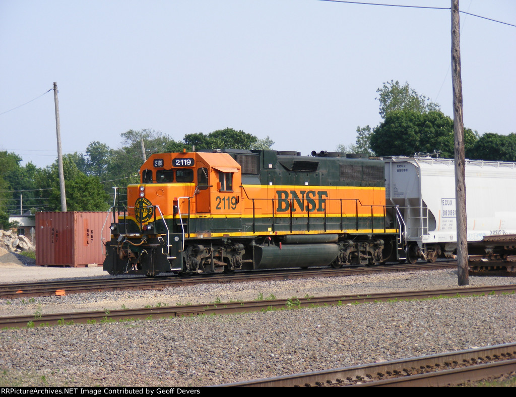 BNSF 2119