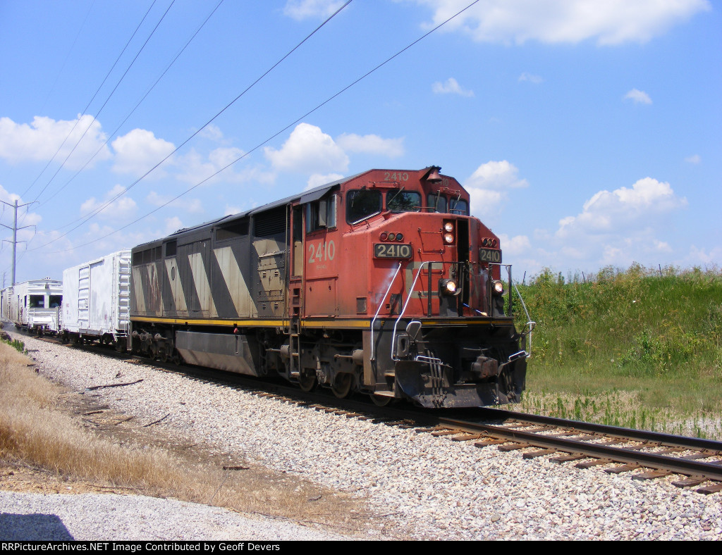 CN 2410