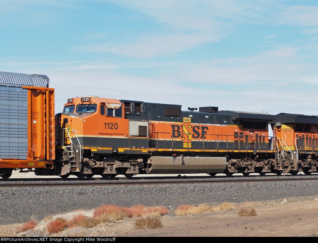 BNSF 1120