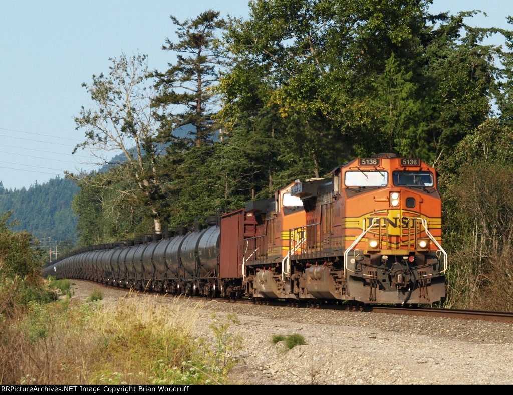 BNSF 5136