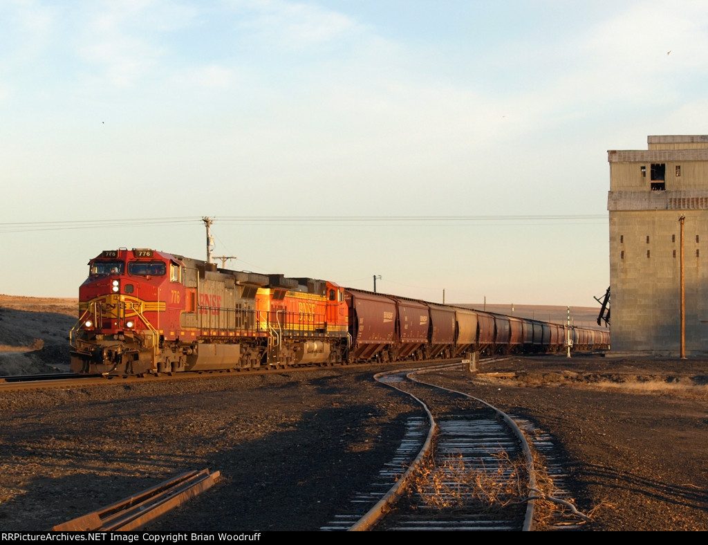 BNSF 776
