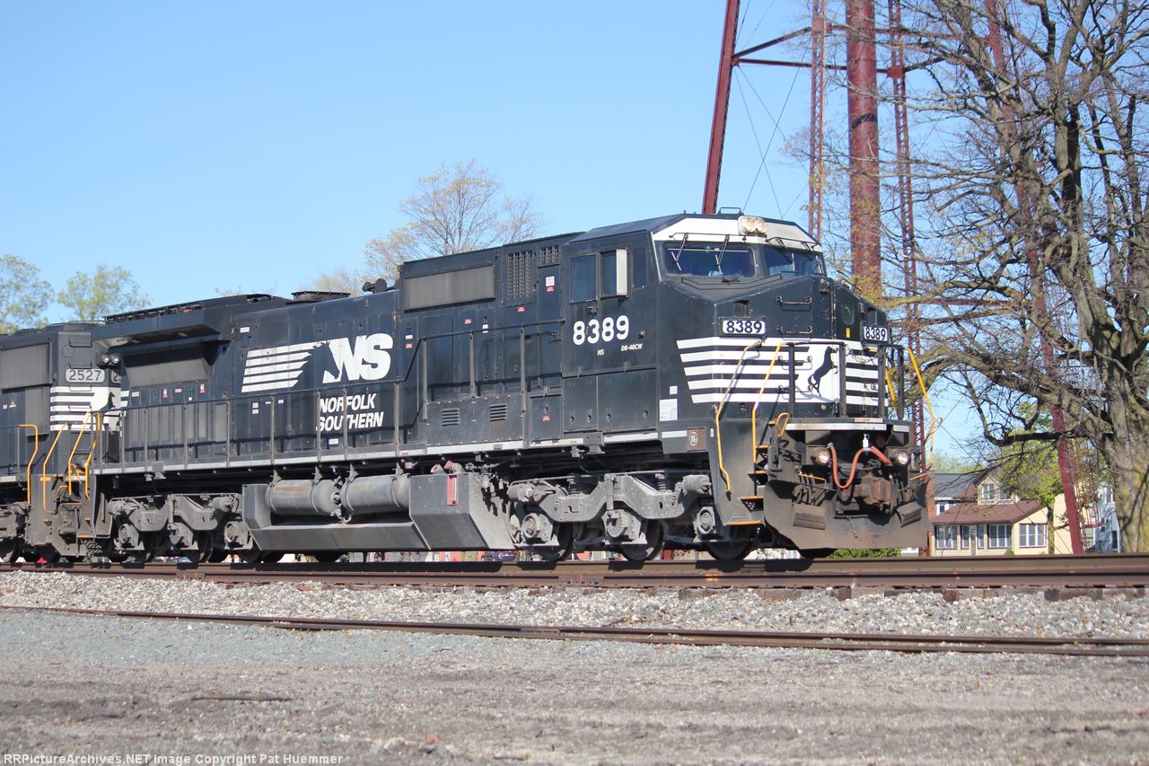 NS 8389