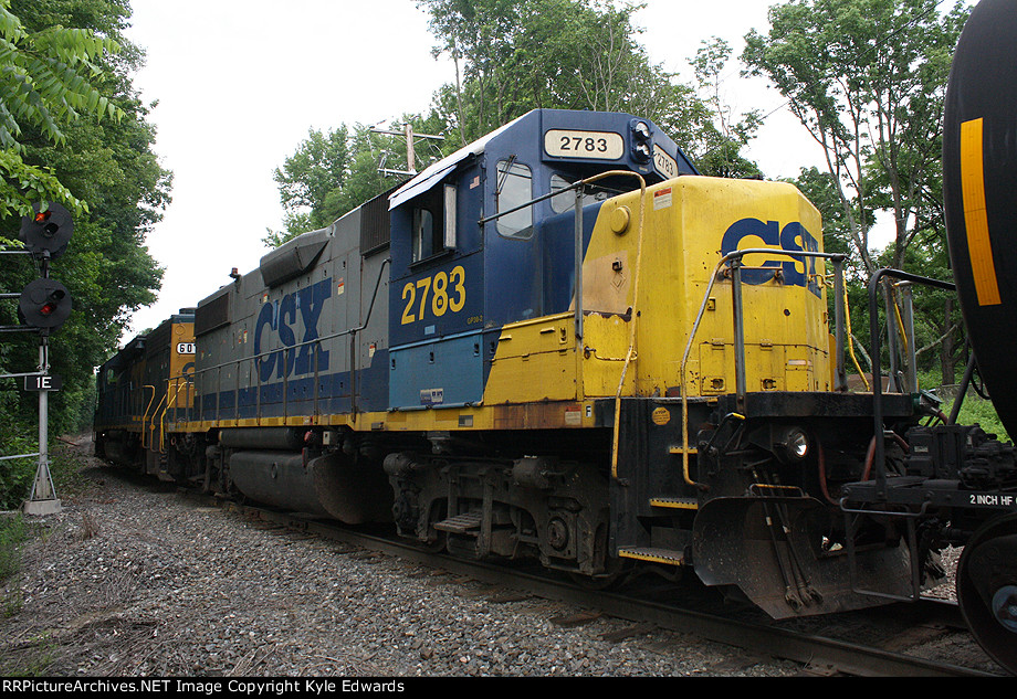 CSX GP38-2 #2783 on C764-19