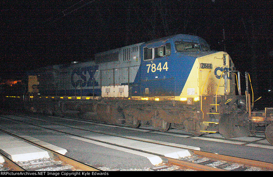 CSX C40-8W #7844 on Q034-13