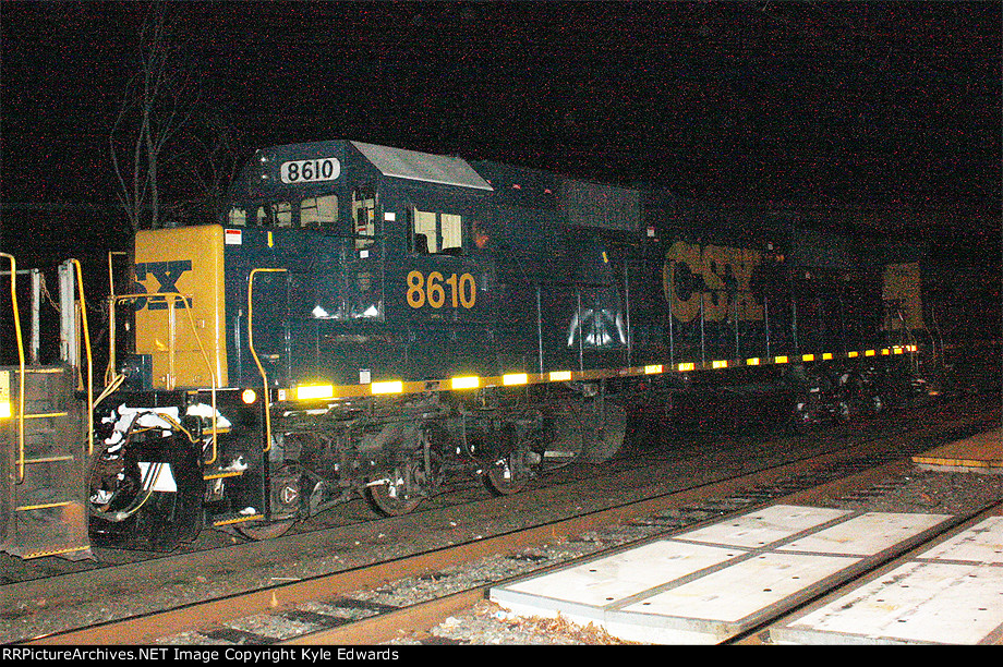 CSX SD50-2 #8610 on Q301-14