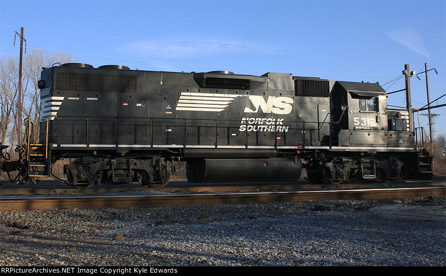 NS GP38-2 #5312