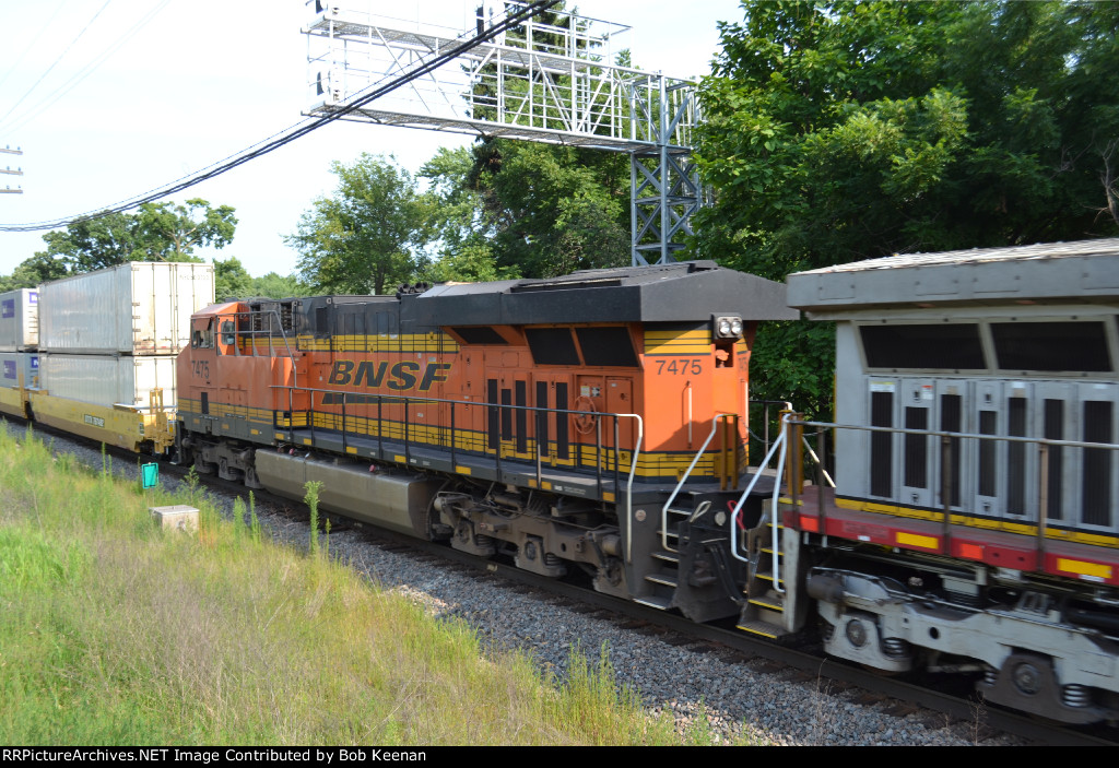 BNSF 7475