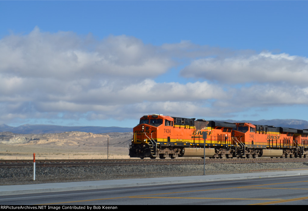 BNSF 7434
