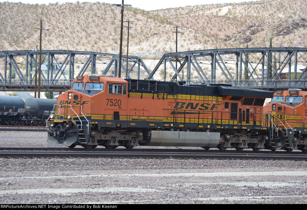 BNSF 7520