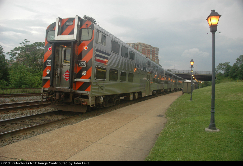 VRE Gallery Cab Car