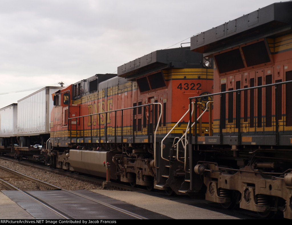BNSF 4322