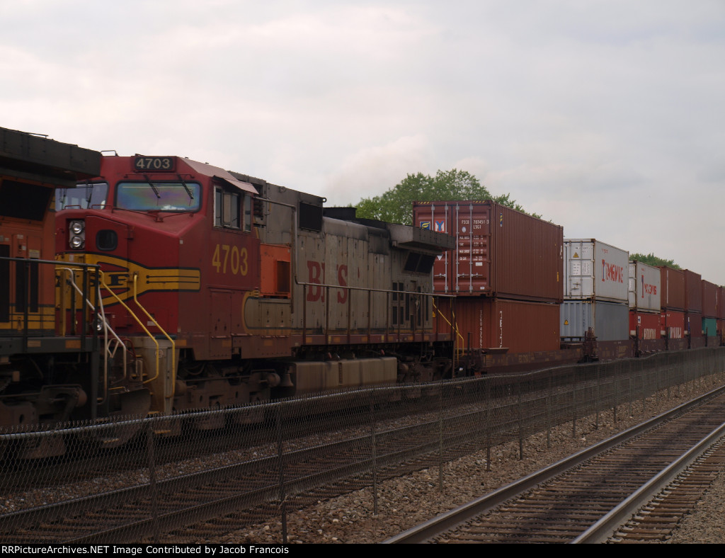 BNSF 4703
