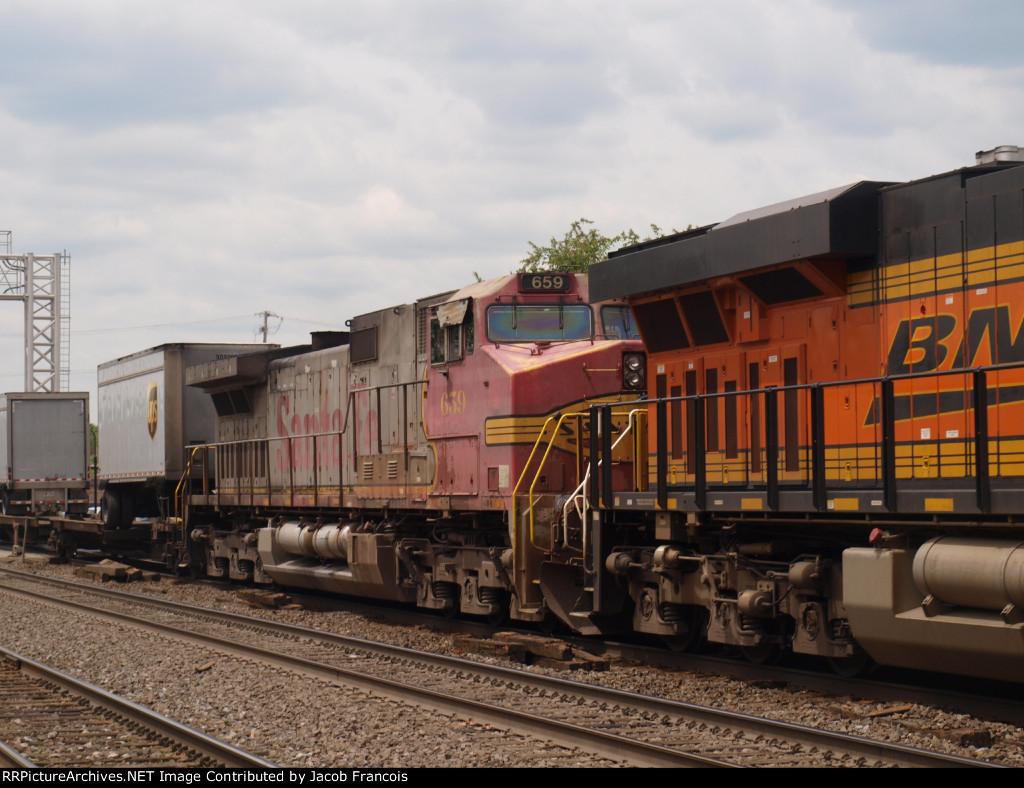 BNSF 659