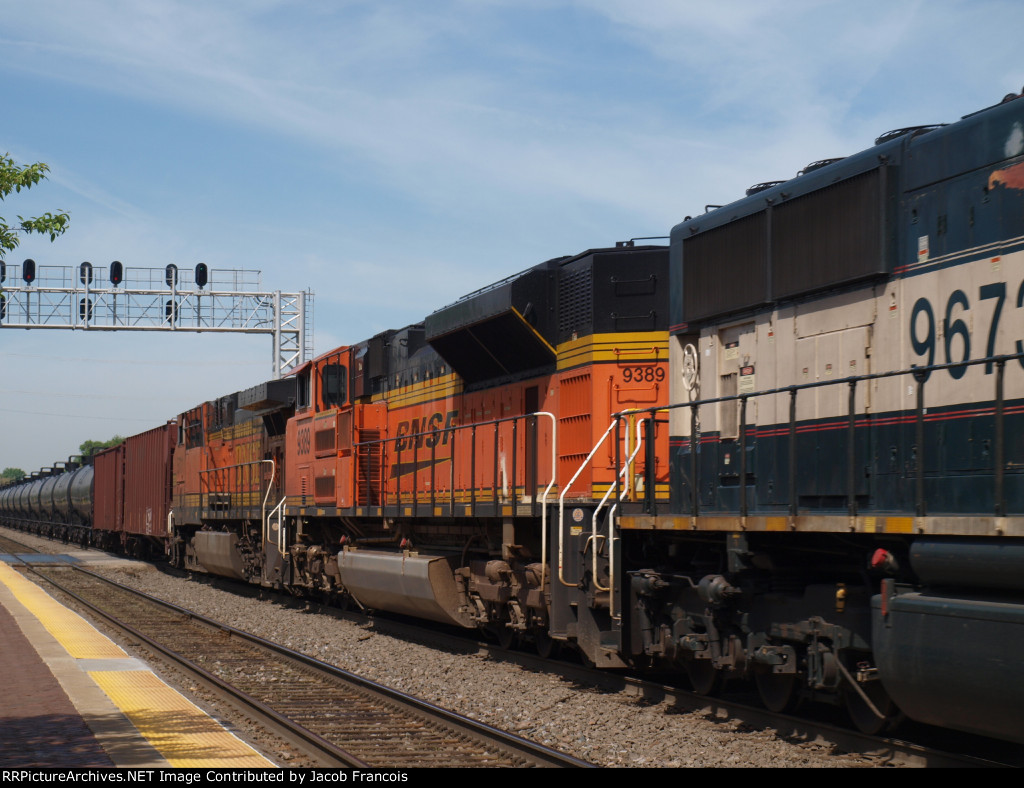 BNSF 9389
