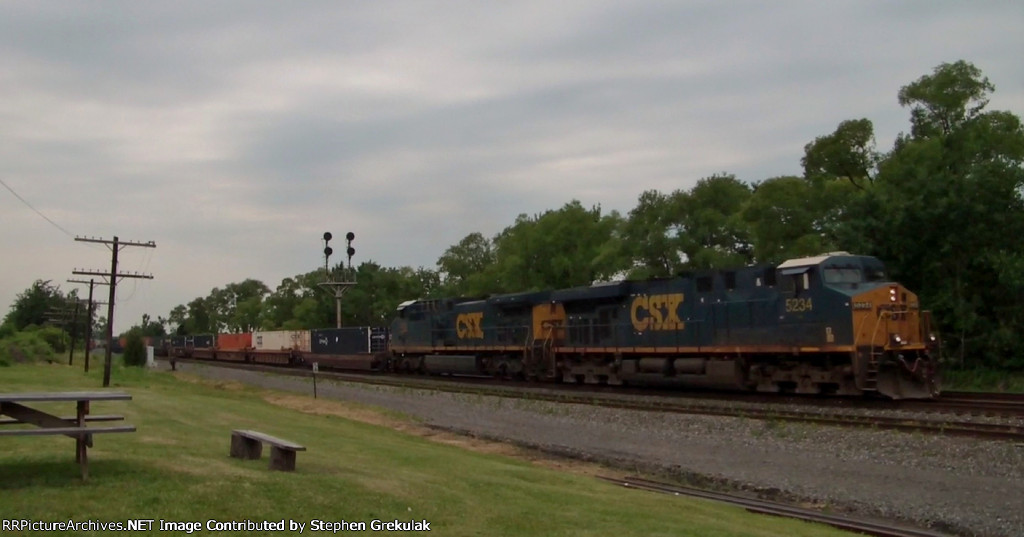 CSX EB Intermodal