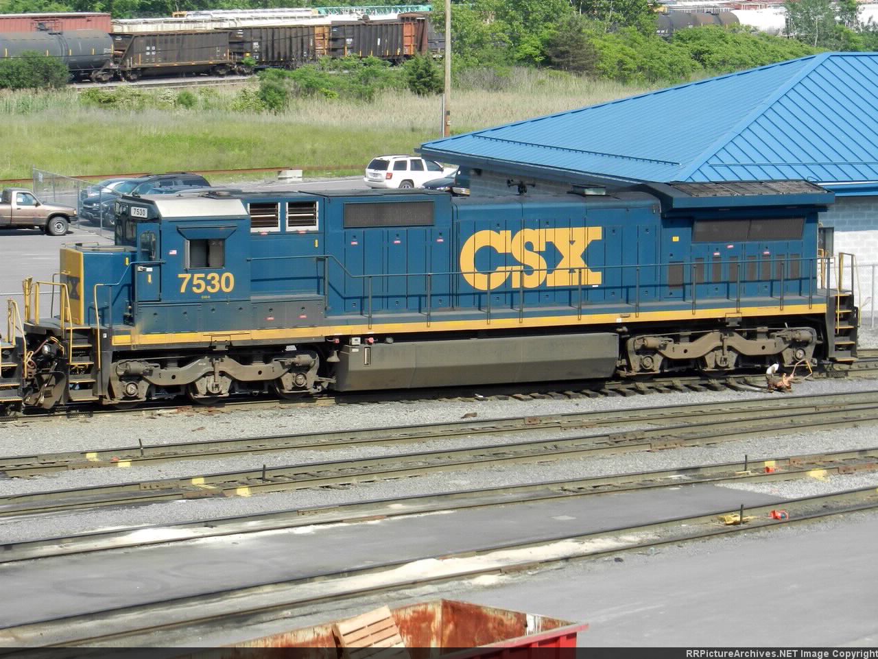 CSXT GE C40-8 7530