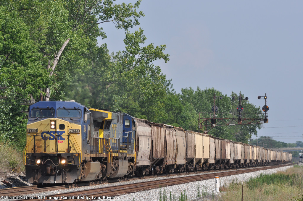 CSXT 7844 On CSXT G 868 Northbound