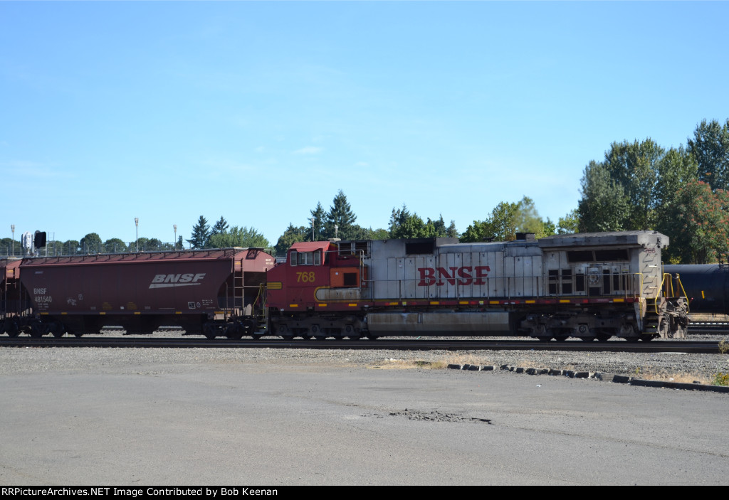 BNSF 768