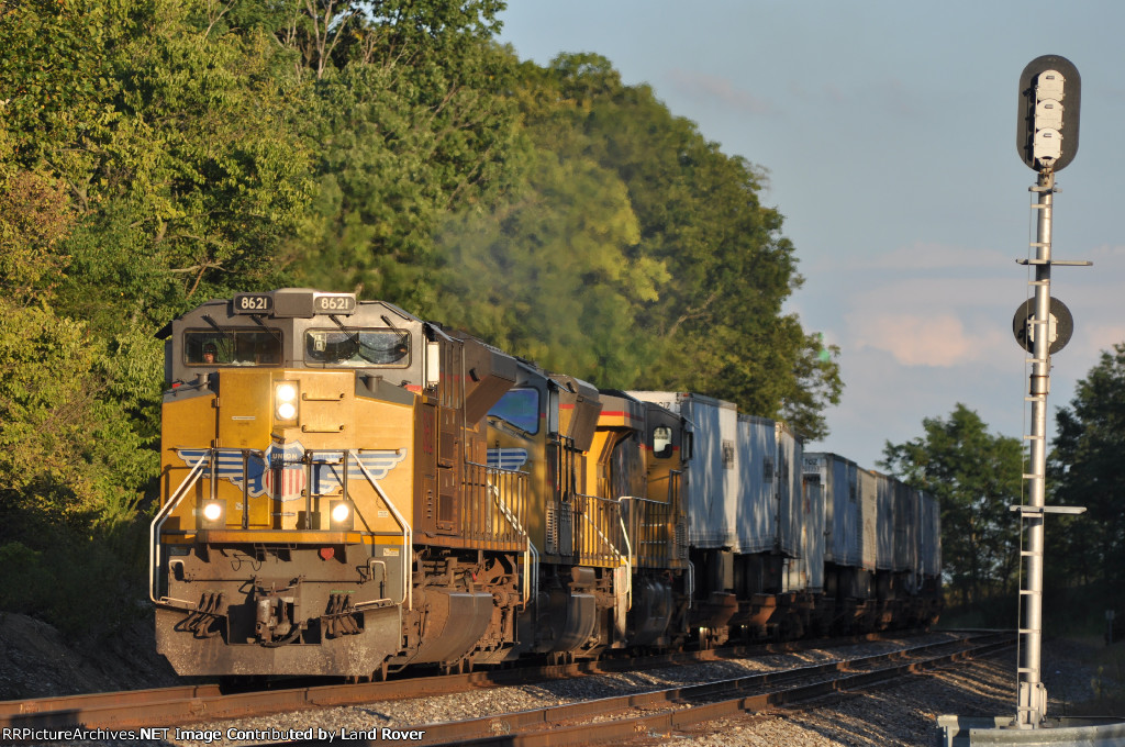 UP 8621 On NS 216 Westbound