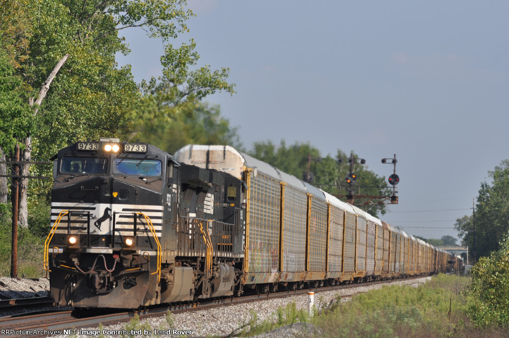 NS 9733 On NS 196 Northbound