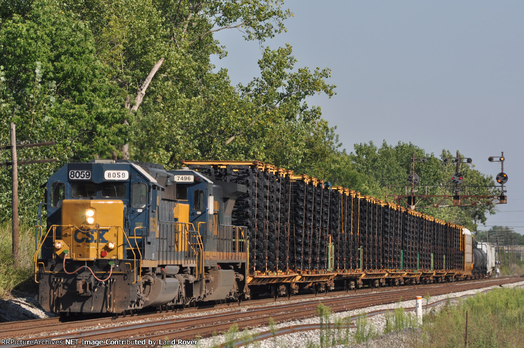 CSXT 8059 On CSX Q 272 Northbound