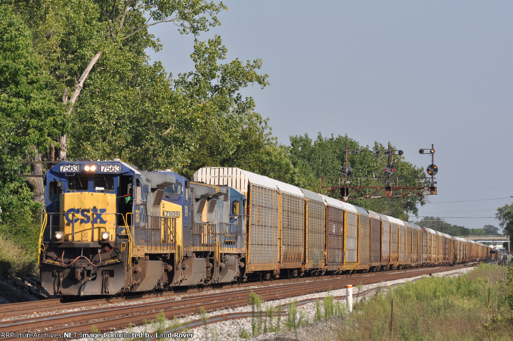 CSXT 7563 On CSX Q 226 Northbound