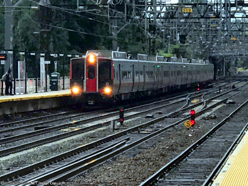 Northbound M8 train set