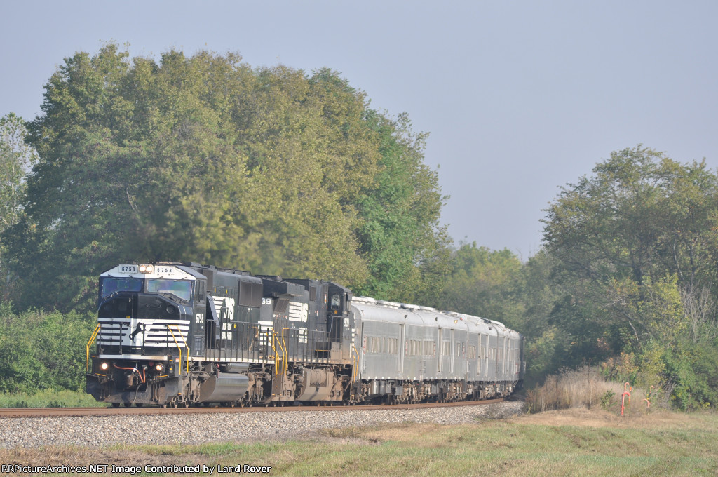 NS 6758 On NS 047 Eastbound