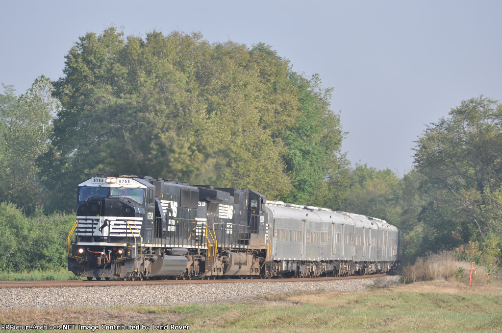 NS 6758 On NS 047 Eastbound