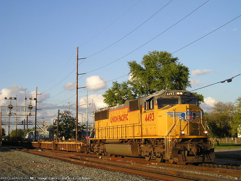 UP 4493 On CSX X O 133 Eastbound