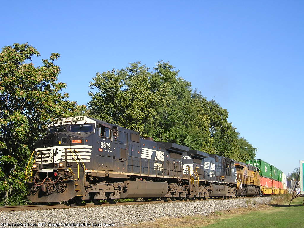 NS 9879 On NS 215 Eastbound